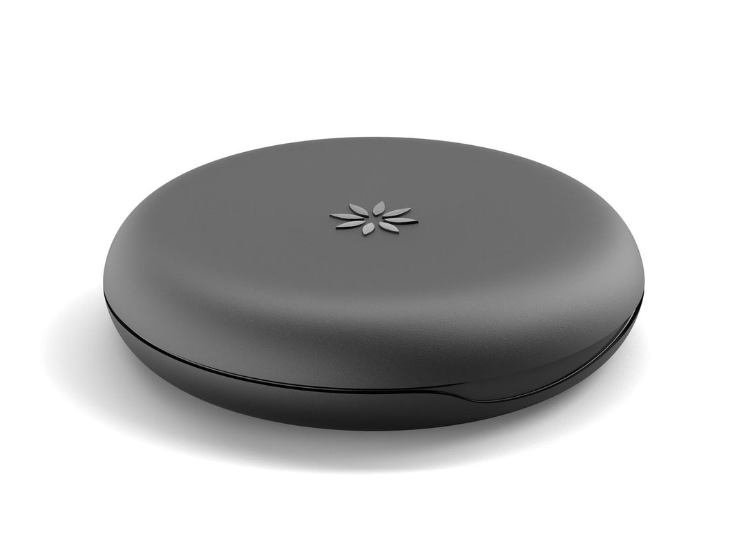 Invisalign™ Aligner Case Black – Invisalign Store Canada